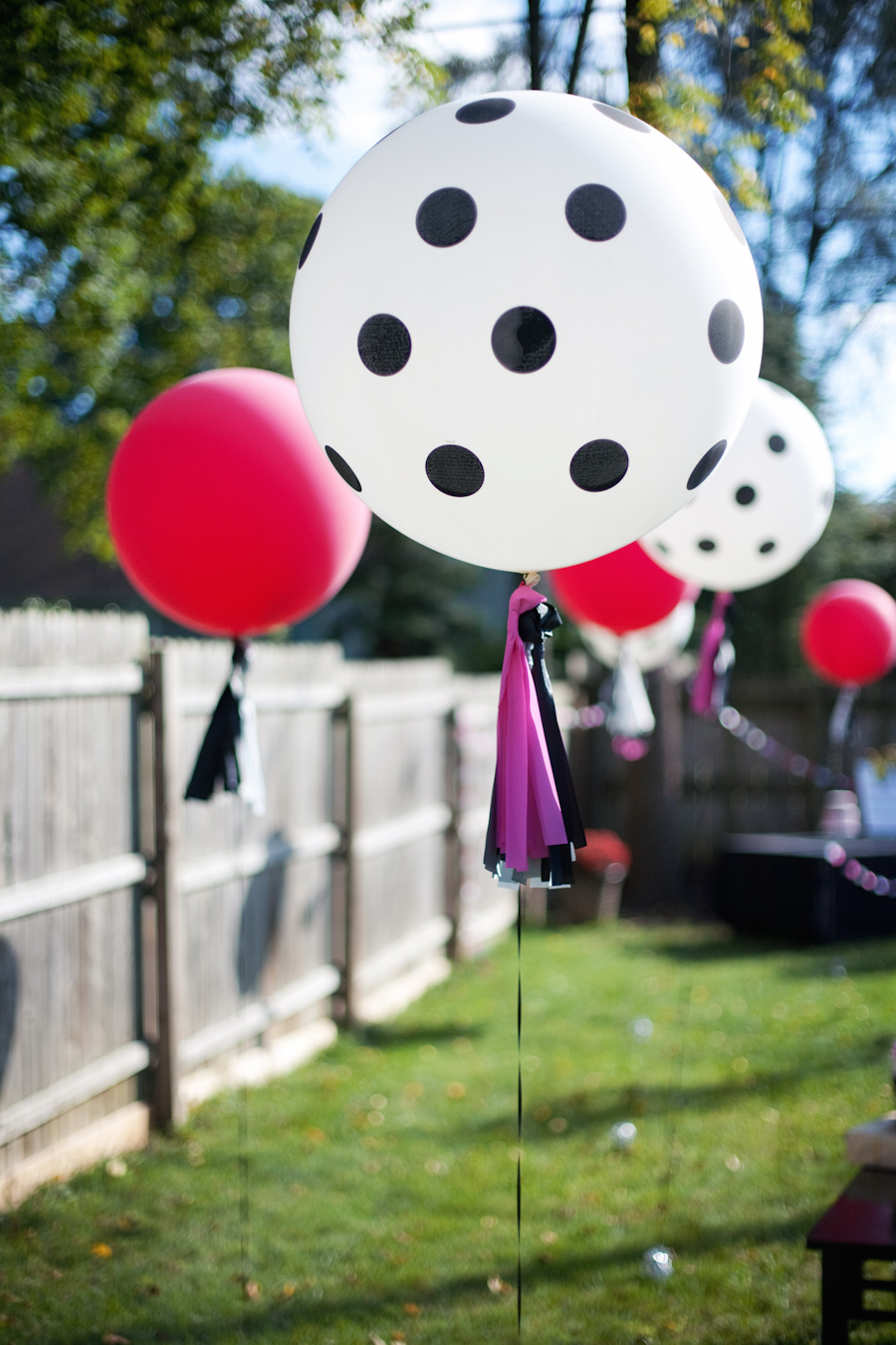 8 Clever Ways to Decorate with Balloons – Cheers and Confetti Blog by ...