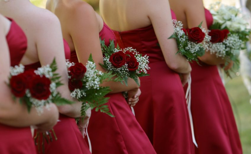 How Big Should Your Wedding Party Be? – Cheers and Confetti Blog by Eventective