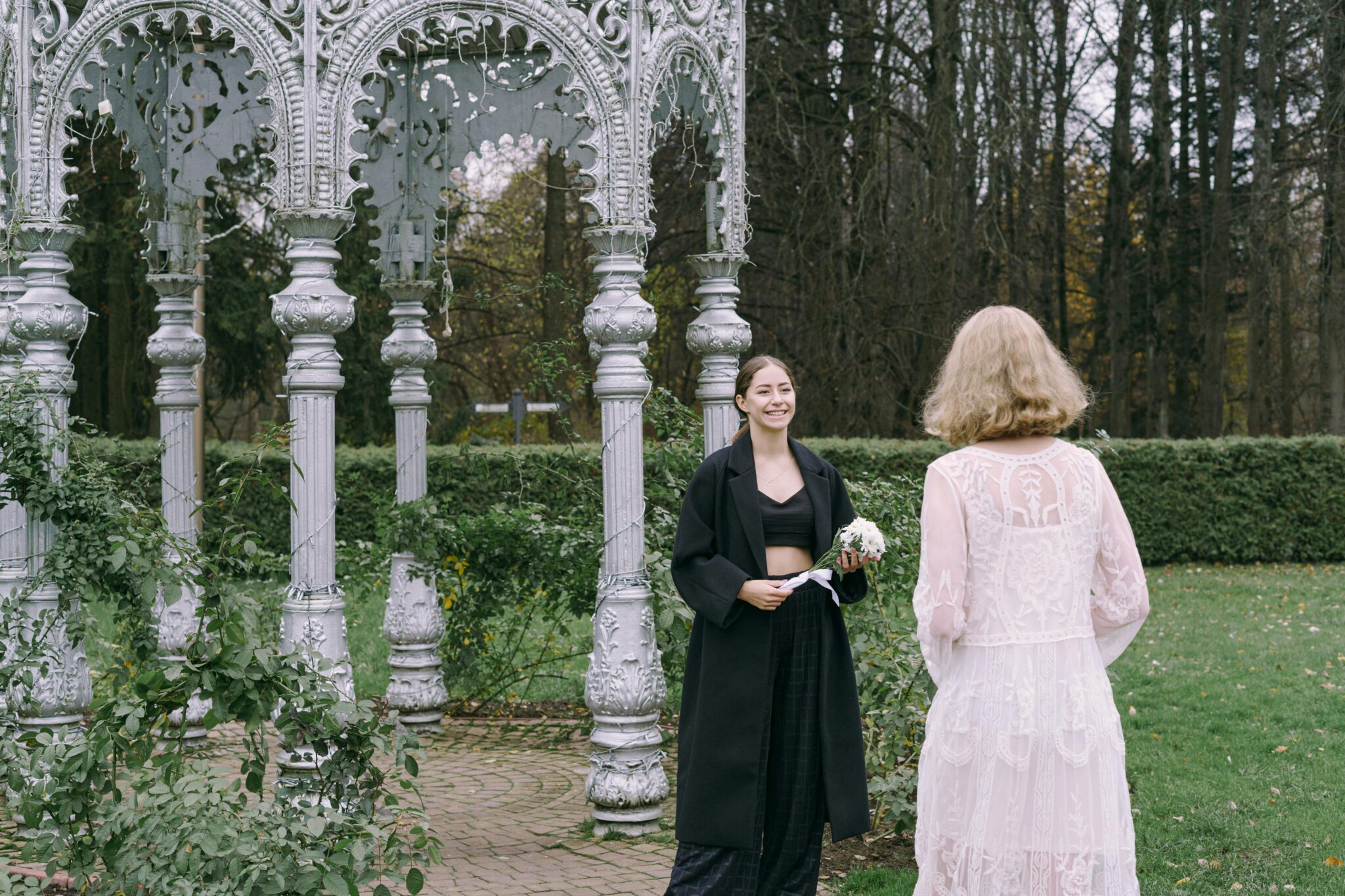 How (and Why) to Exchange Private Wedding Vows – Cheers and Confetti ...